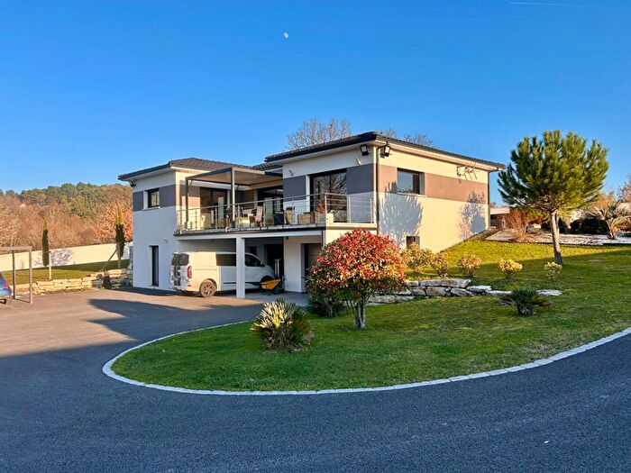 Maison à vendre - Trélissac - 6 pièces - 4 chambres