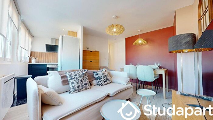 Appartement à louer - Minimes, Toulouse - 1 pièce - 3 chambres