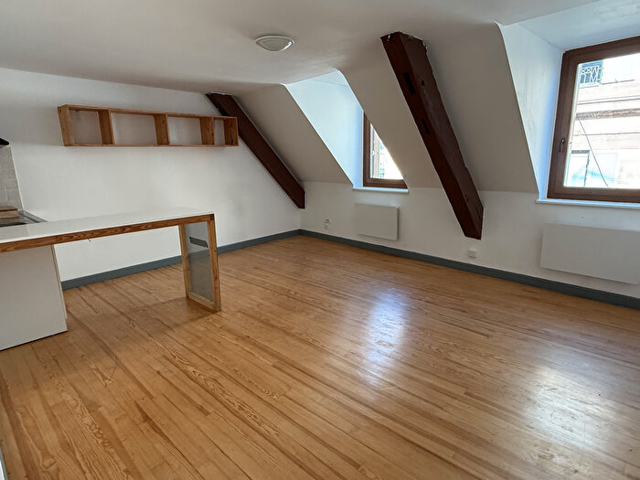 Rodez, Centre historique, Vieux-Rodez - Appartement 1 pièce à louer
