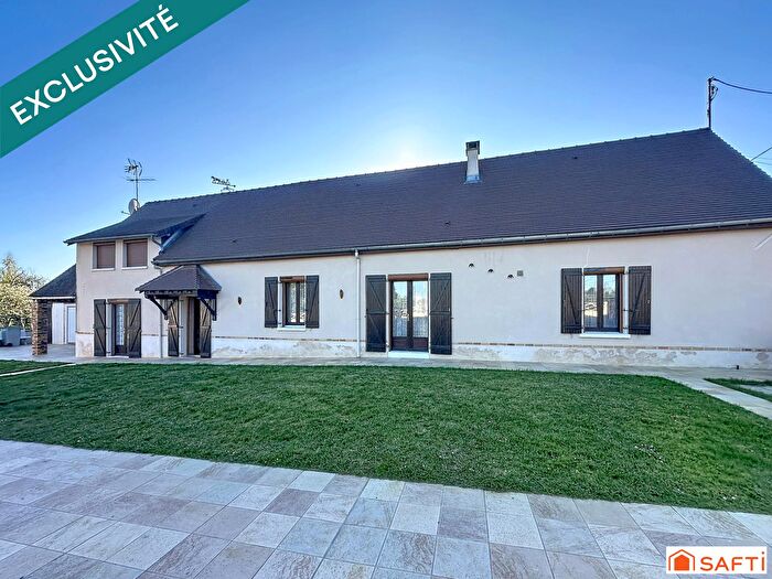 Maison 4 pièces à Villechétive, à vendre