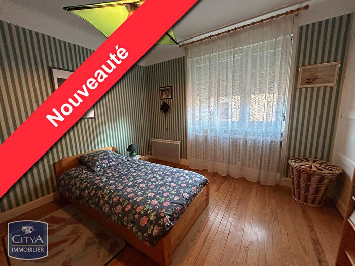 Oyonnax, Centre-ville, Niermes, Geilles, Croix Rousse : Appartement 3 pièces à vendre