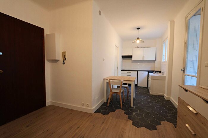 Appartement à louer - Nord-Fango, Bastia - 1 pièce