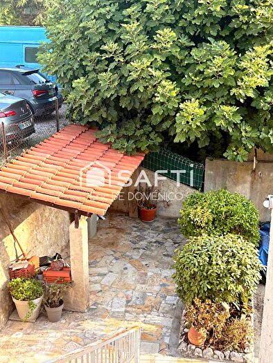 Ollioules, Saint-Joseph, Gare : Appartement 4 pièces à vendre
