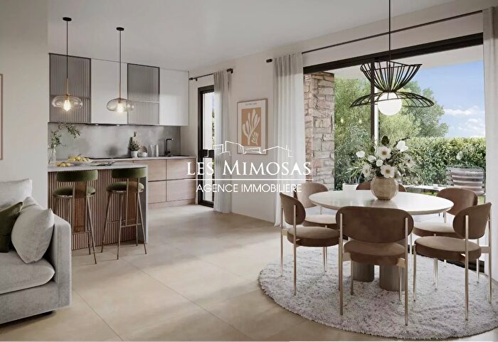 Appartement à vendre - Fréjus, Centre-ville - 2 pièces - 1 chambre