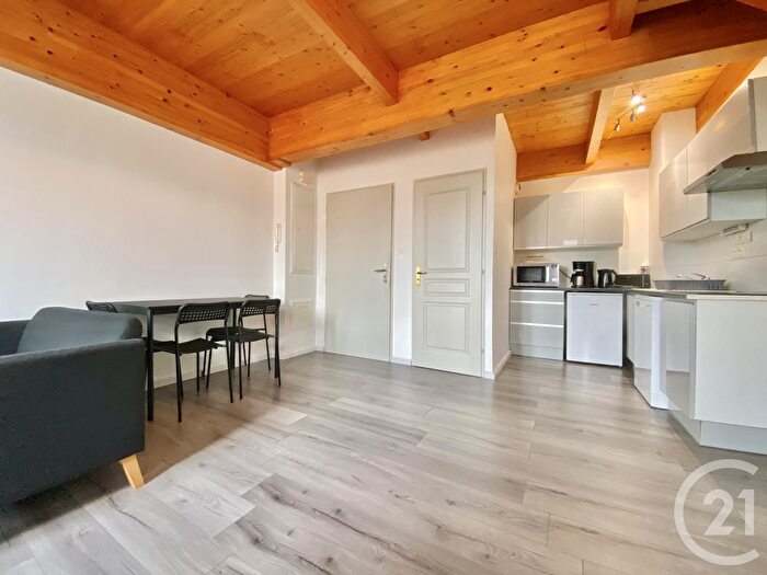 Appartement à vendre - Corbelin - 2 pièces - 1 chambre