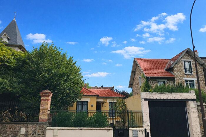 Enghien-les-Bains : Maison 4 pièces à vendre