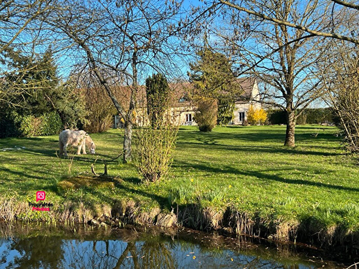 Maison à vendre - Neauphe-sous-Essai - 10 pièces - 5 chambres