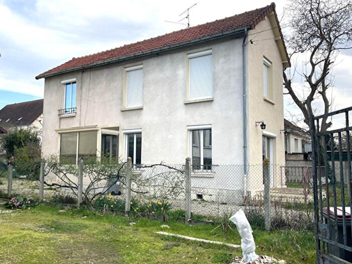 Maison à vendre - Troyes - 5 pièces - 3 chambres