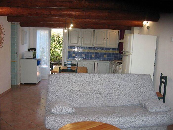 Appartement 1 pièce à Ecarts, Velaux, à louer