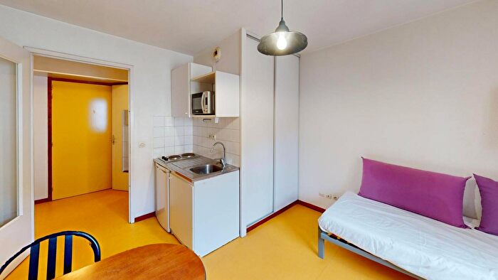 Appartement à louer - Bizillon-Centre Deux, Saint-Étienne - 1 pièce