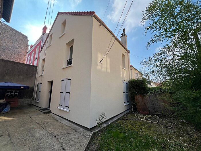 Appartement à louer - Valere Lefebvre, Le Raincy - 2 pièces - 1 chambre