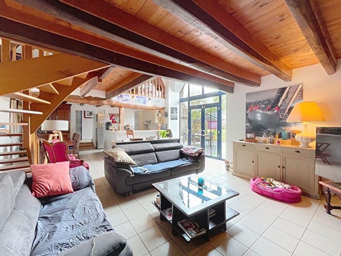 Maison à vendre - Guérande, Centre-ville, Faubourgs - 5 pièces - 3 chambres