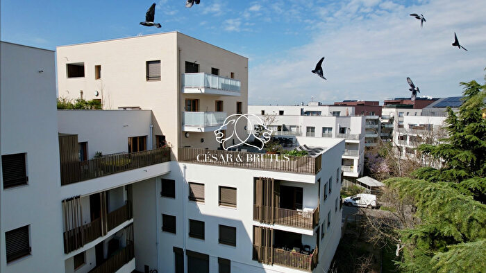 Appartement à vendre - Saint-Priest, Centre-ville - 3 pièces - 2 chambres