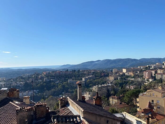Appartement 3 pièces à Grasse, Centre-ville Nord, à louer