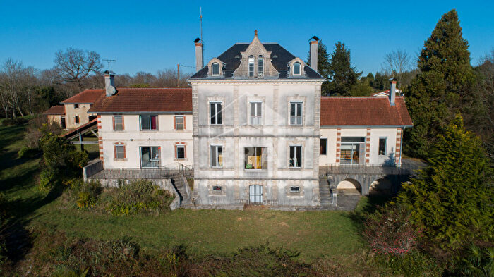 Maison à vendre - Peyrehorade - 10 pièces - 6 chambres