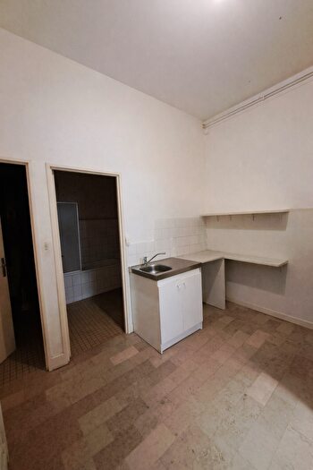 Appartement à louer - Nancy, Centre-ville, Charles III - 1 pièce