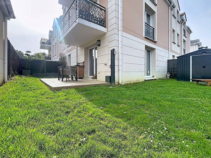 Rue du Tir-Mont Châlat-Saint Hubert, Chelles - Appartement 2 pièces à louer