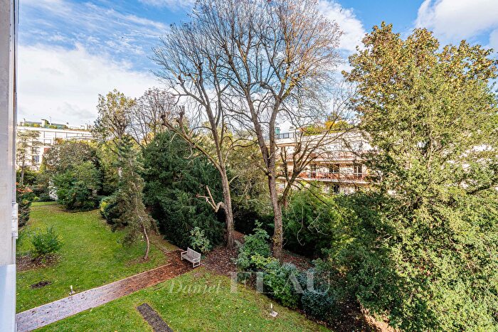 Appartement à vendre - Neuilly-sur-Seine, Saint-James, Madrid - 5 pièces - 4 chambres