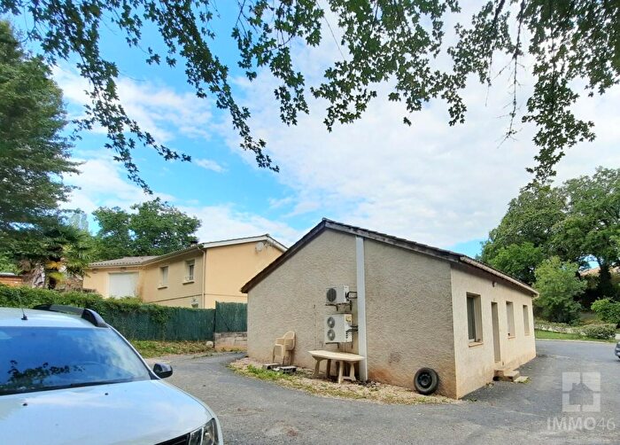 Maison à vendre - Pradines - 4 pièces - 3 chambres