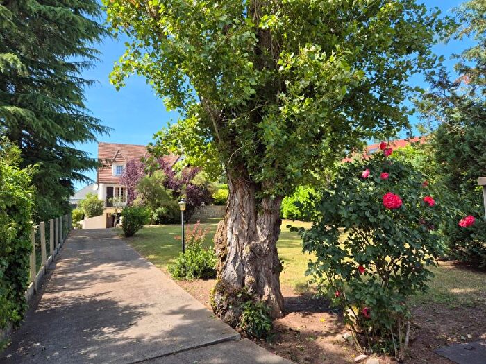 Maison 6 pièces à Milly-la-Forêt, à vendre