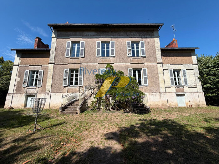 Maison 12 pièces à Nantes, à vendre