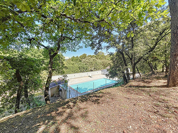 Maison à vendre - Saint-Laurent-des-Arbres - 7 pièces - 3 chambres