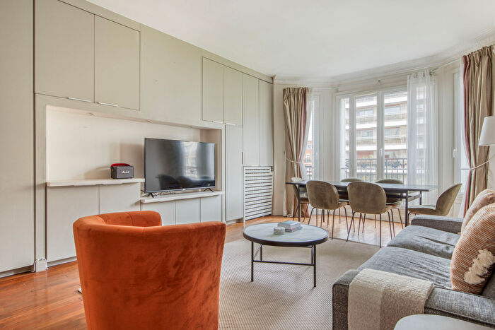 Paris 16ème, Auteuil-Nord, Jasmin, Mirabeau - Appartement 4 pièces à louer