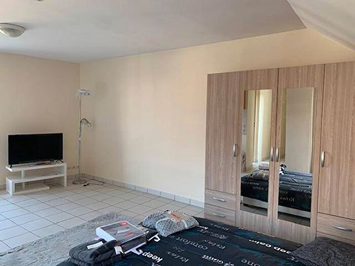 Appartement à louer - Centre, Nanterre - 1 pièce