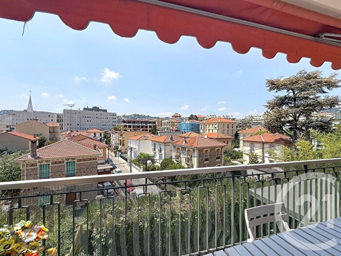 Appartement 3 pièces à Nice, Saint-Lambert, Bas-Cimiez, à vendre