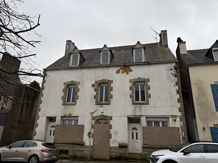 Rosporden : Maison 10 pièces à vendre