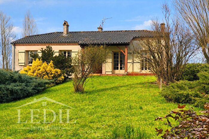 Maison à vendre - Villeneuve-sur-Lot, Zone rurale Nord - 4 pièces - 3 chambres