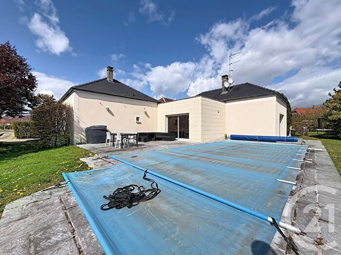 Maison à vendre - Villechétif - 6 pièces - 4 chambres