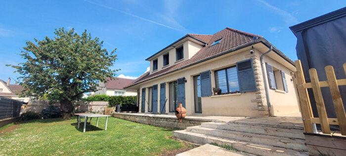 Maison à vendre - Chambly - 10 pièces - 7 chambres