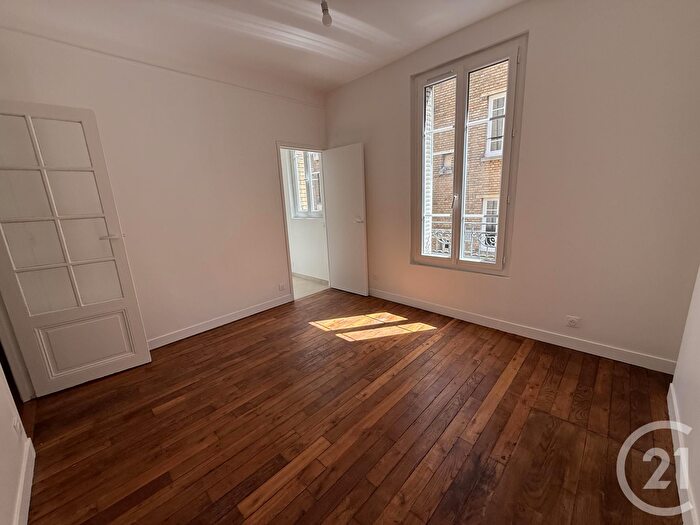 Vincennes, Est : Appartement 2 pièces à vendre