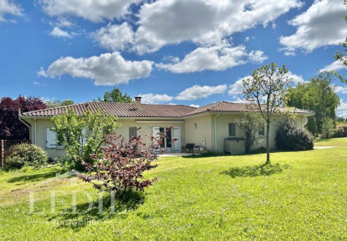 Maison à vendre - Poussignac - 4 pièces - 3 chambres