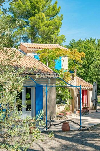 Saint-Cannat : Maison 5 pièces à vendre