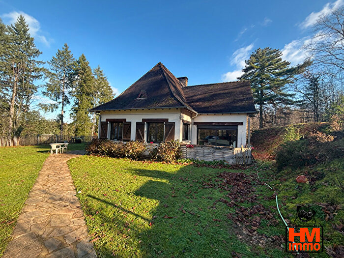 Maison à vendre - Saint-Yrieix-la-Perche - 6 pièces - 4 chambres