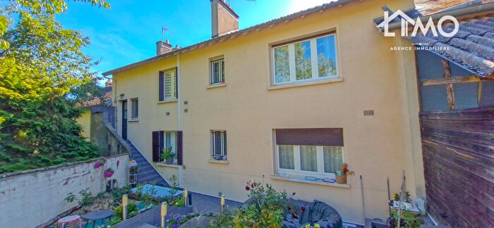 Maison 10 pièces à vendre à Bellac