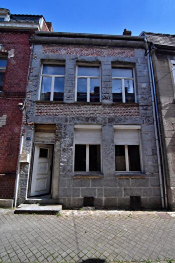 Condé-sur-l'Escaut : Maison 8 pièces à vendre