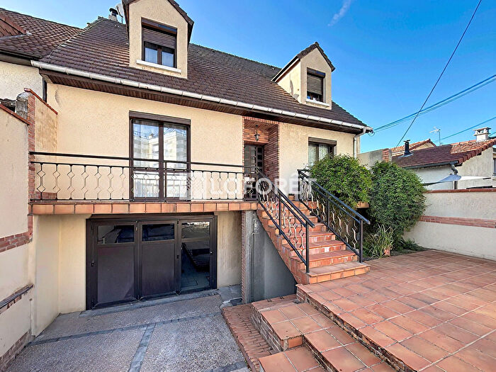 Villejuif, Zola, Lion d'Or : Maison 9 pièces à vendre