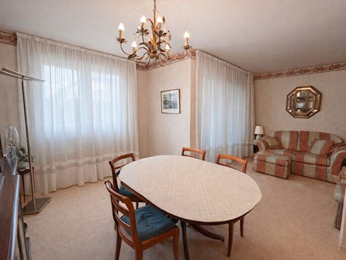 Appartement à vendre - Ermont - 5 pièces - 4 chambres