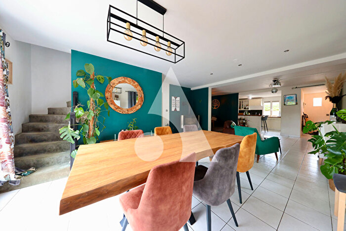 Maison à vendre - Le Coudray-Montceaux - 7 pièces - 4 chambres