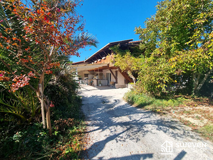 Maison à vendre - Rieumes - 9 pièces - 8 chambres