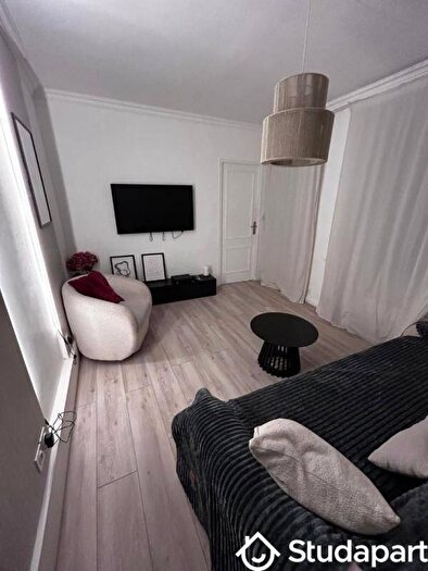 République-Gare-Porte de Paris, Saint-Denis - Appartement 2 pièces à louer