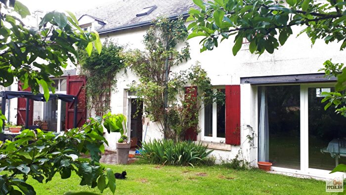 Luçay-le-Libre : Maison 8 pièces à vendre