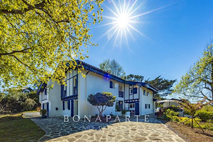 Saint-Jean-de-Luz, Ichaca, Urquijo, Habas, Fargeot, Errepira : Maison 13 pièces à vendre