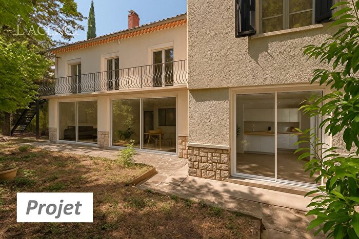 Maison à vendre - Aix-en-Provence, Pont de lArc - 10 pièces - 7 chambres