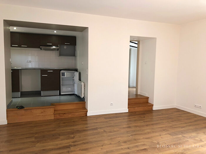 Poitiers, Trois Quartiers - Appartement 2 pièces à louer
