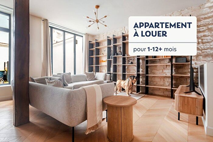 Appartement à louer - Saint Placide, Paris ème arrondissement - 4 pièces - 3 chambres