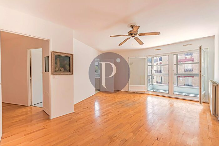 Gentilly, Victor Hugo : Appartement 4 pièces à vendre
